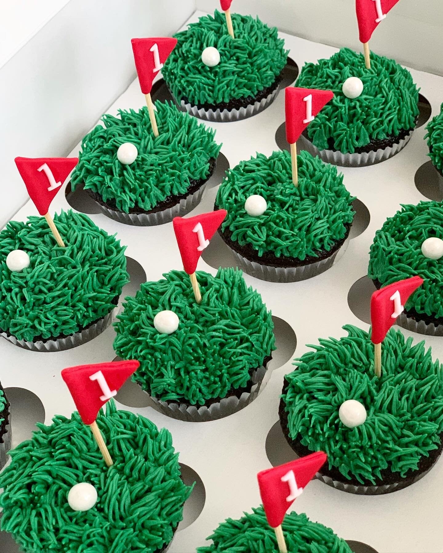 Golf Cupcakes – Lulu's Sweets Boutique